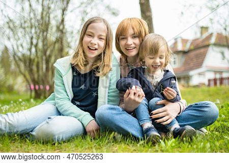 Cute Big Sisters Image & Photo (Free Trial) | Bigstock