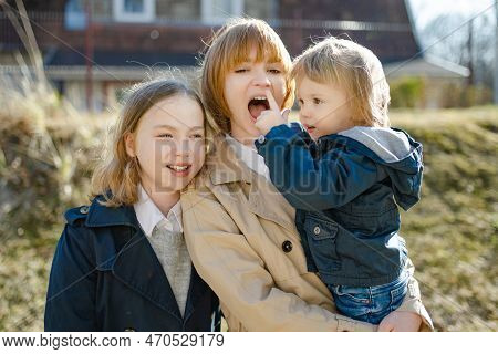 Cute Big Sisters Image & Photo (Free Trial) | Bigstock