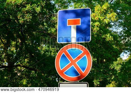 Road Signs No Stopping Image & Photo (Free Trial) | Bigstock