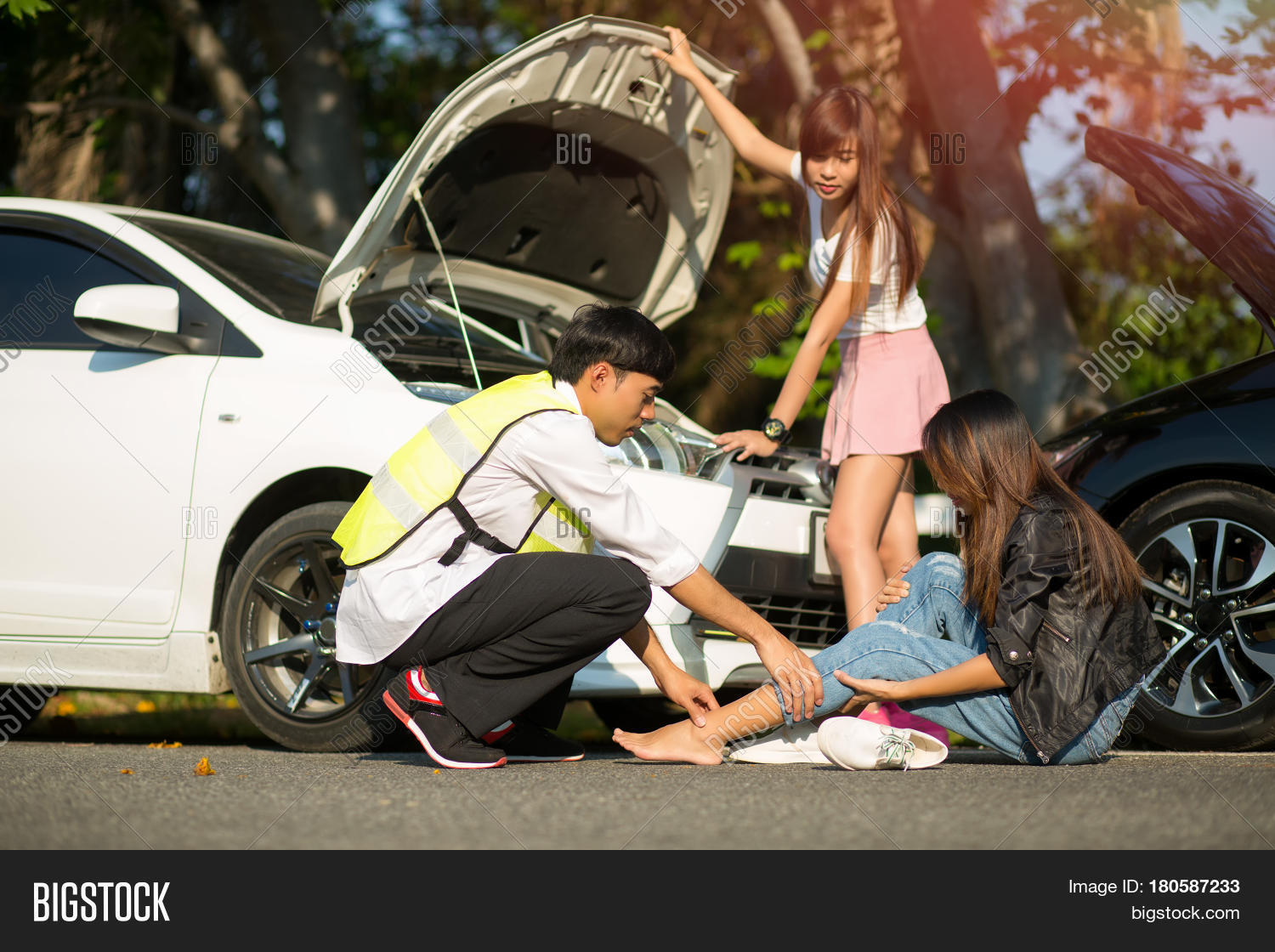 Asian Insurance Agent Image & Photo (Free Trial) | Bigstock