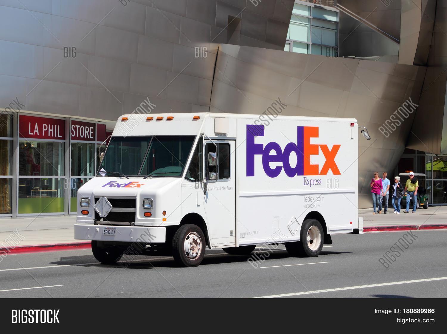 Fedex Image & Photo (Free Trial) | Bigstock