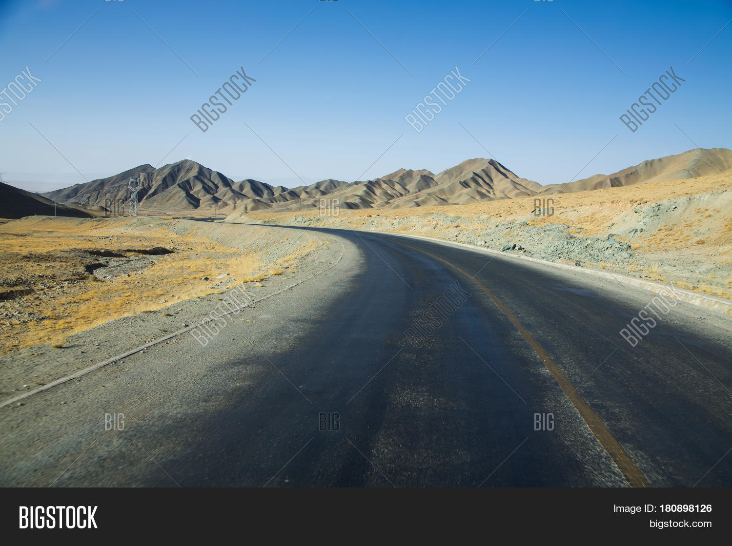 Long Empty Curve Image & Photo (Free Trial) | Bigstock