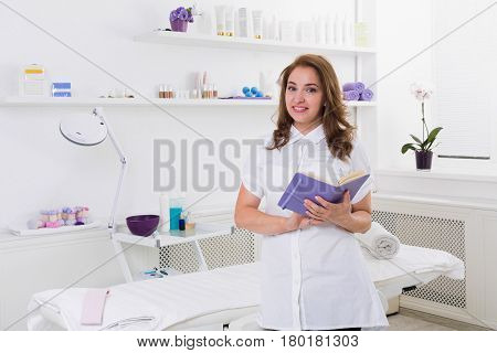 Woman Beautician Image & Photo (Free Trial) | Bigstock