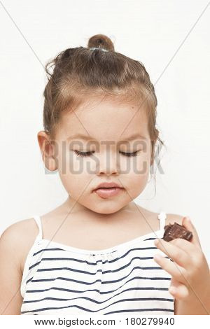 Imagen y foto Asian Cute Little (prueba gratis) | Bigstock