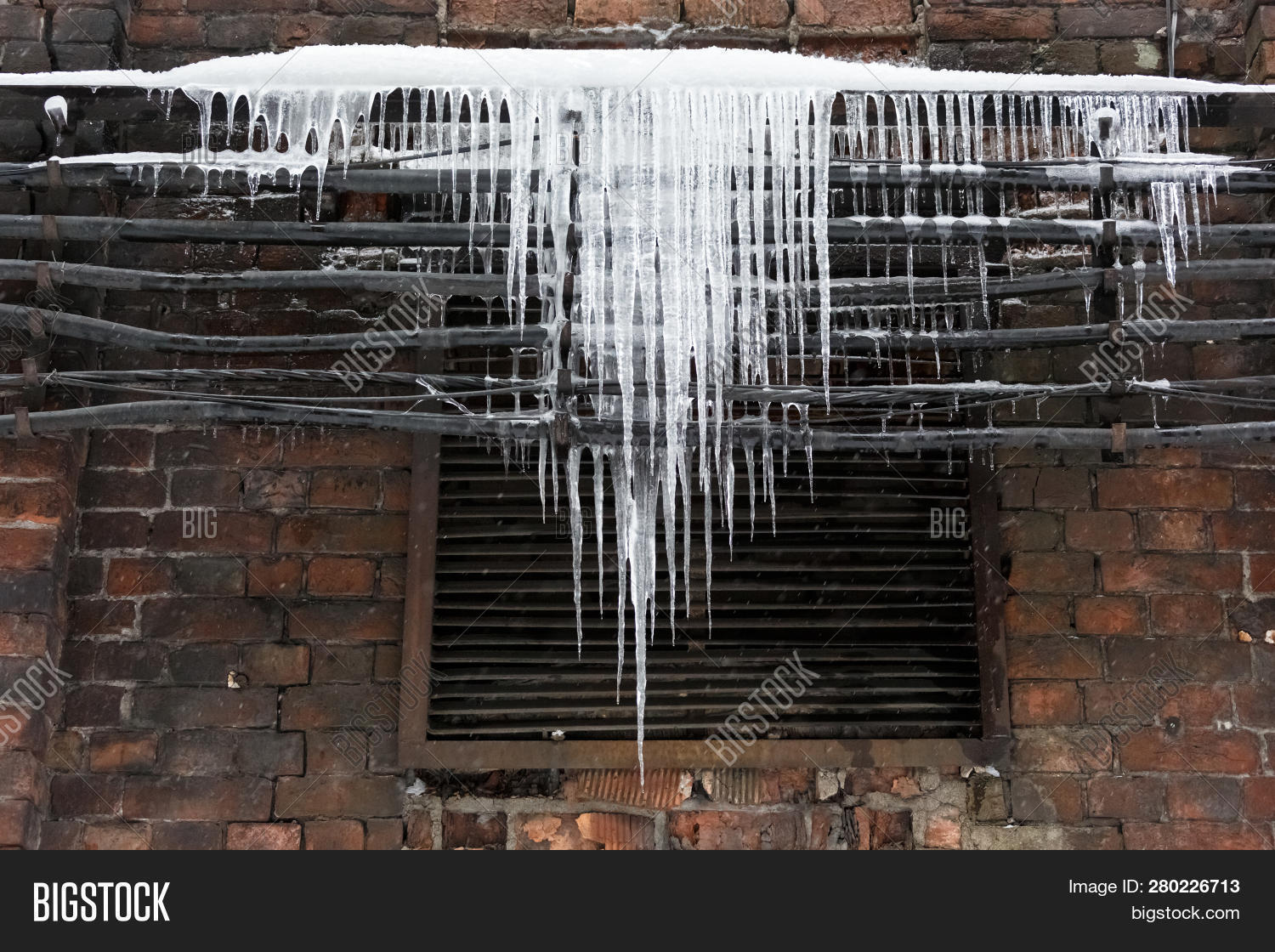 Huge Icicles Hanging Image & Photo (Free Trial) | Bigstock