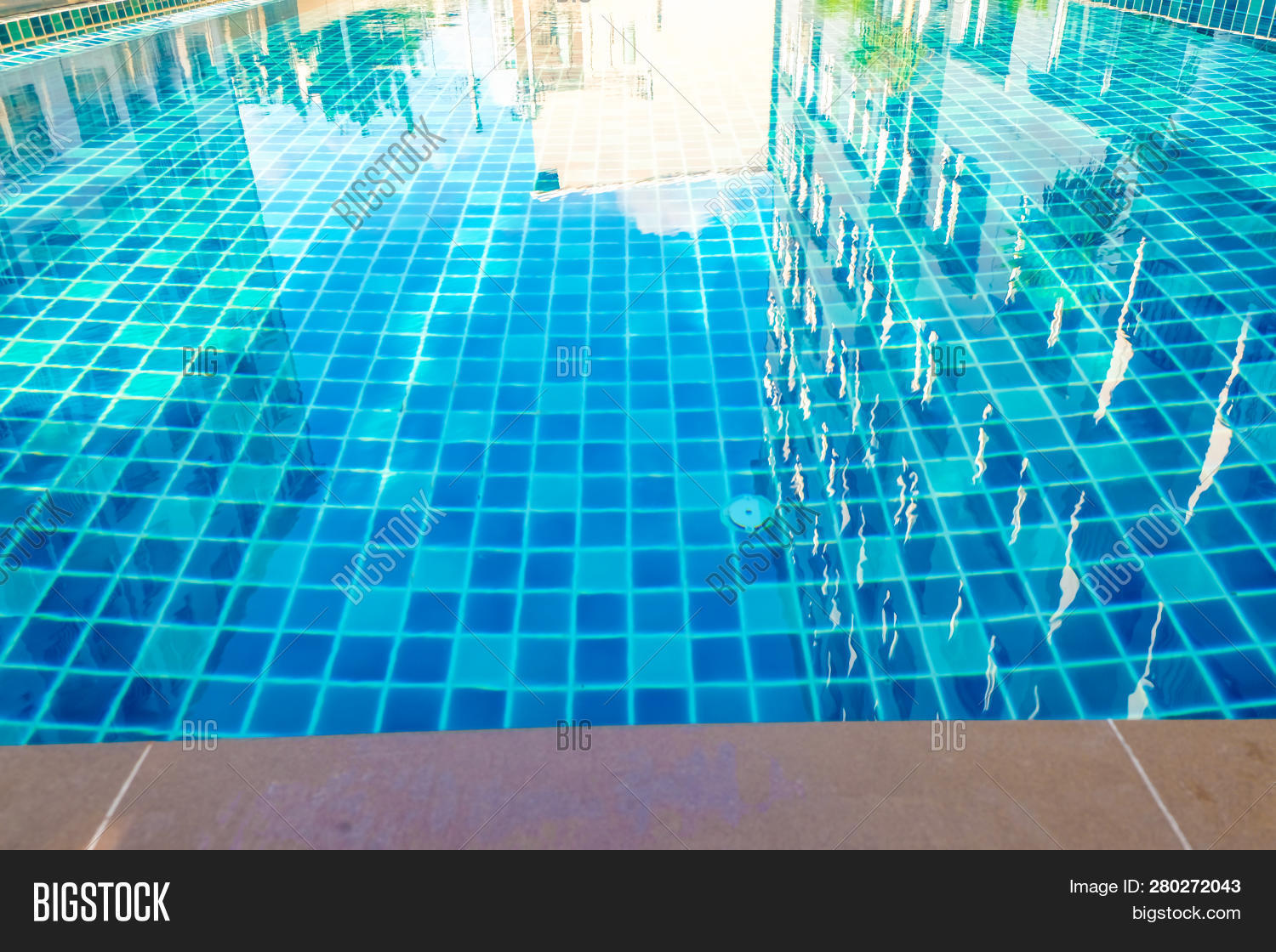 Luxury Smimming Pool Image & Photo (Free Trial) | Bigstock