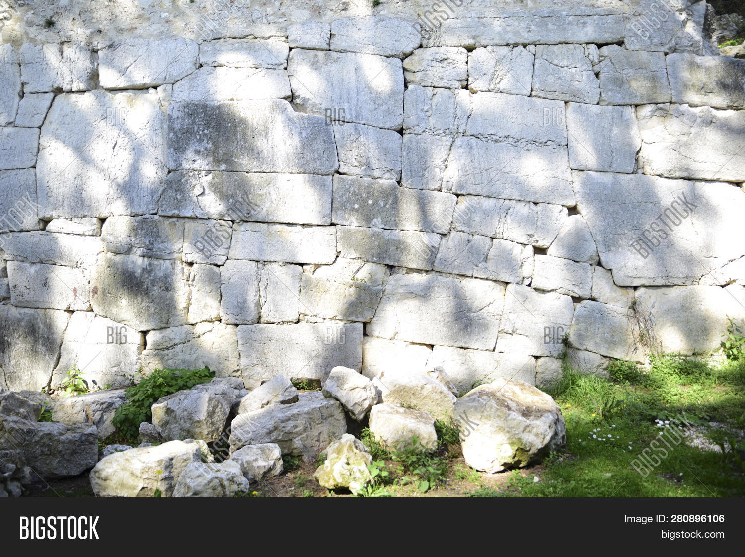 Polygonal Walls Built Image & Photo (Free Trial) | Bigstock