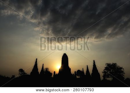 Chedi Images, Illustrations & Vectors (Free) - Bigstock