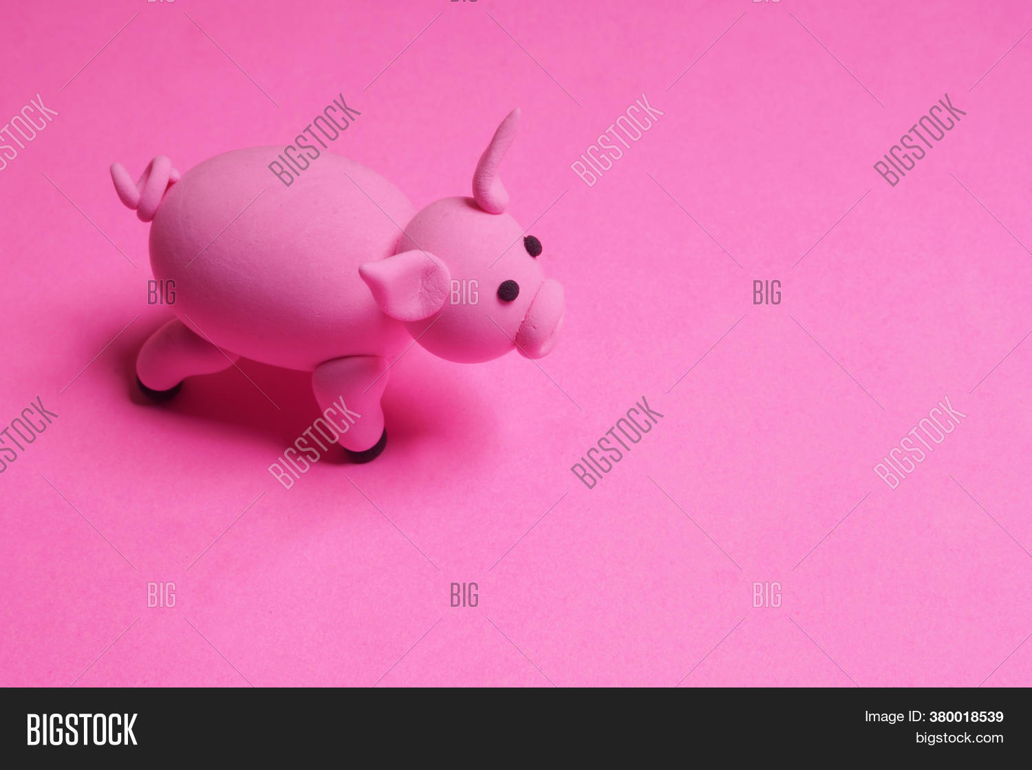 Little Pink Pig On Image & Photo (Free Trial) | Bigstock