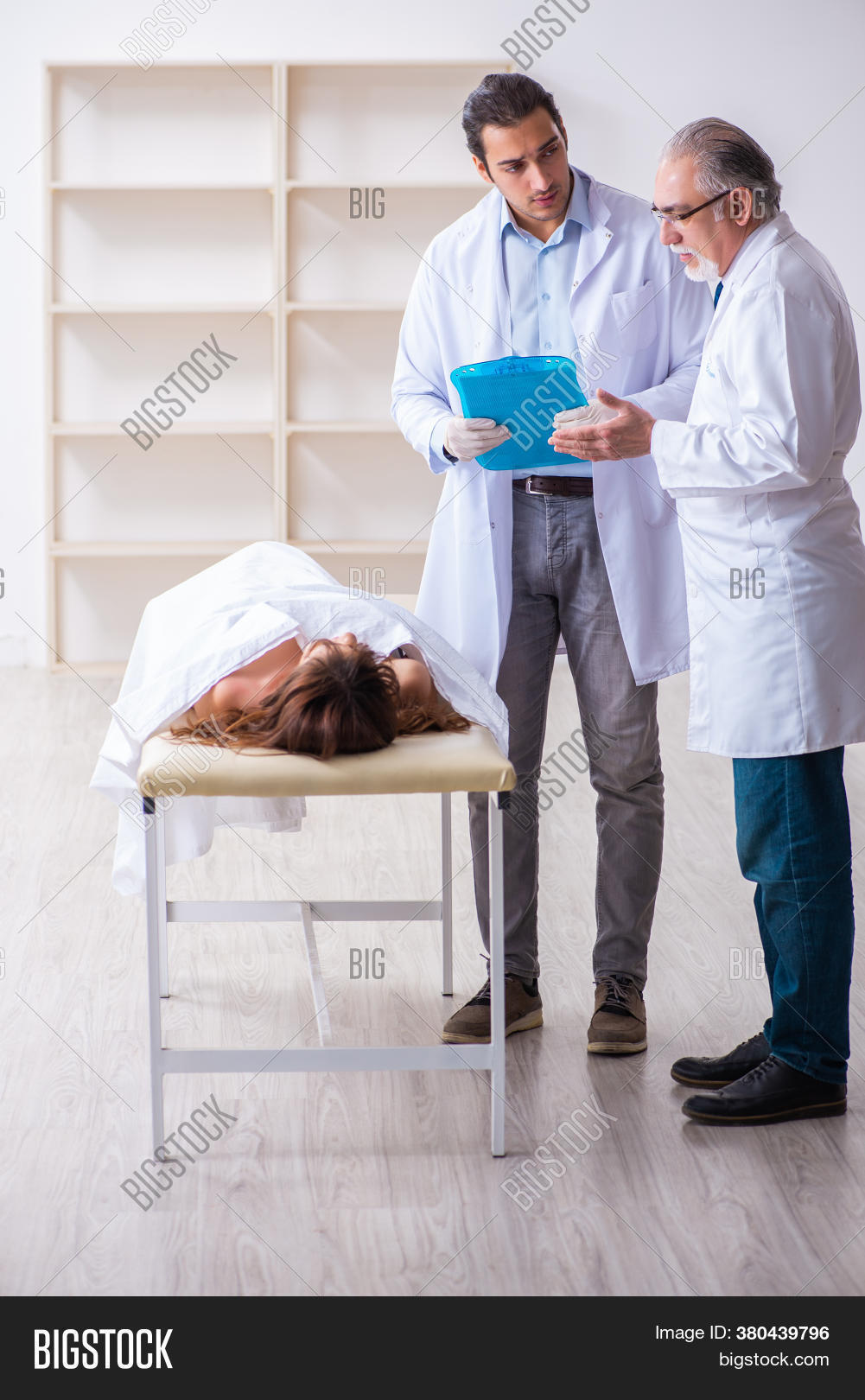 Police Coroner Image & Photo (Free Trial) | Bigstock