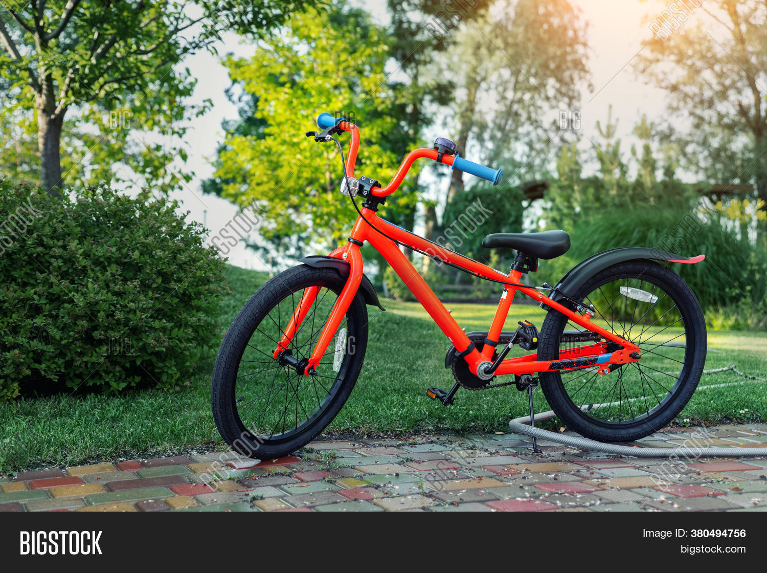 New Bright Red Color Image & Photo (Free Trial) | Bigstock