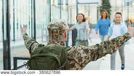 Rear Soldier Military Image & Photo (Free Trial) | Bigstock
