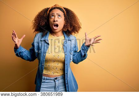 Crazy Afro Hairstyles Afro Hairstyle Images, Illustrations & Vectors ...