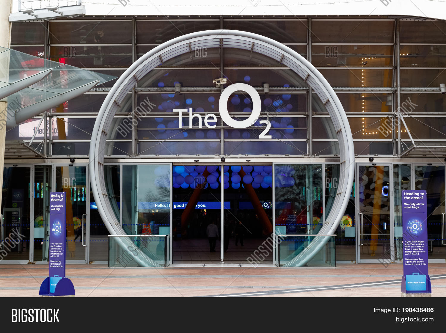 Peninsula Square Image & Photo (Free Trial) | Bigstock