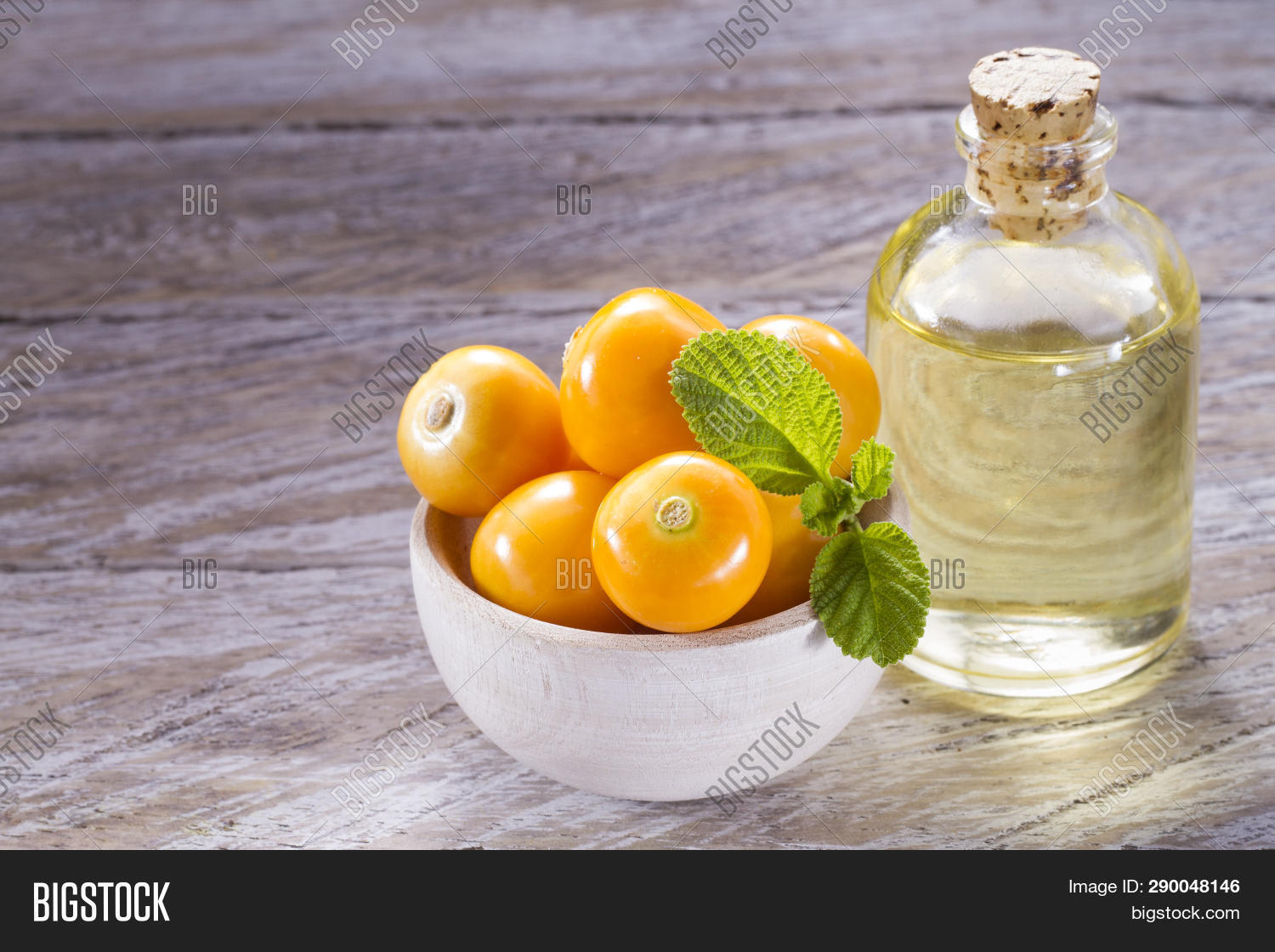 Imagen y foto Fruit Uchuva, (prueba gratis) | Bigstock