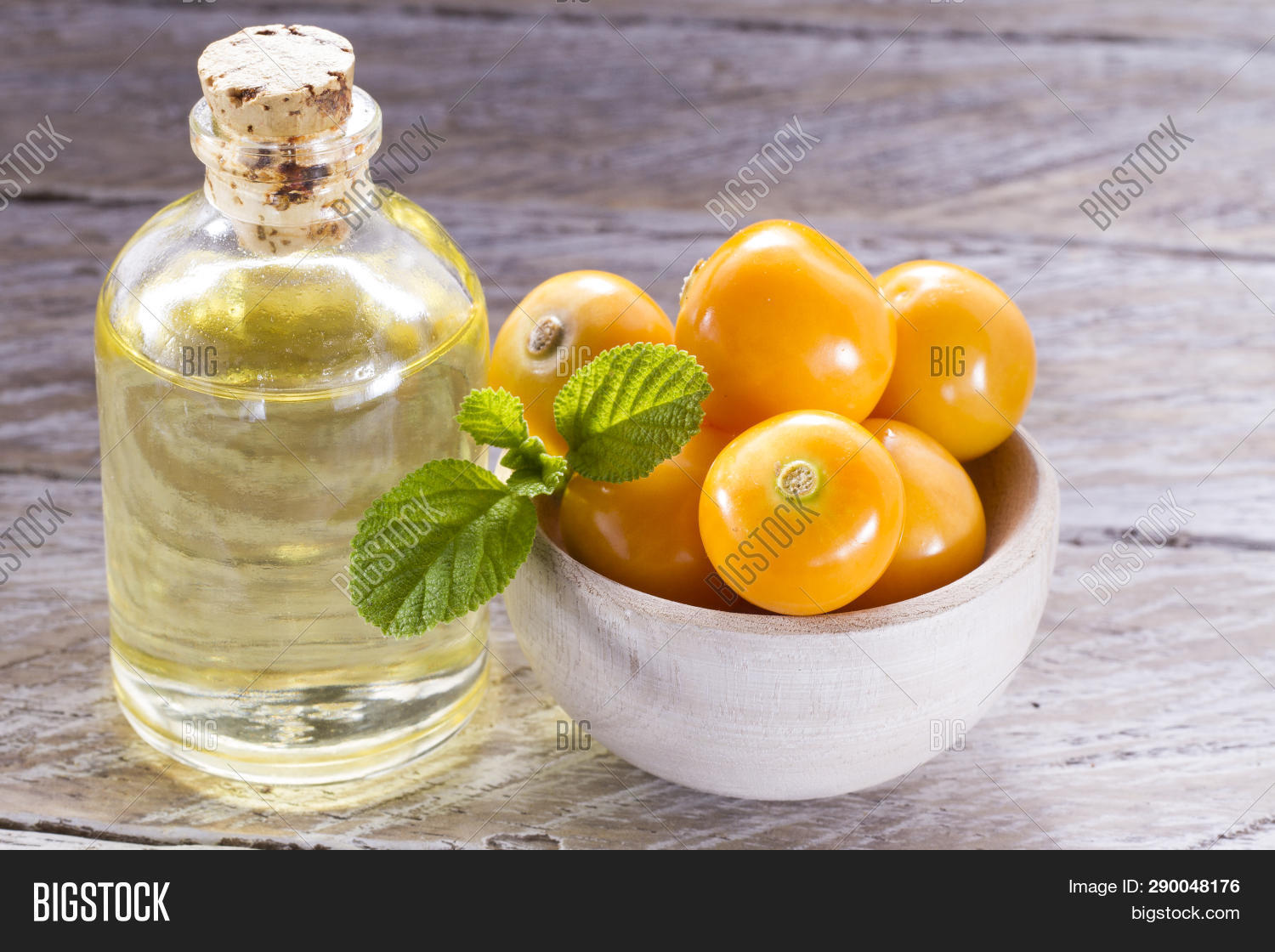 Imagen y foto Fruit Uchuva, (prueba gratis) | Bigstock