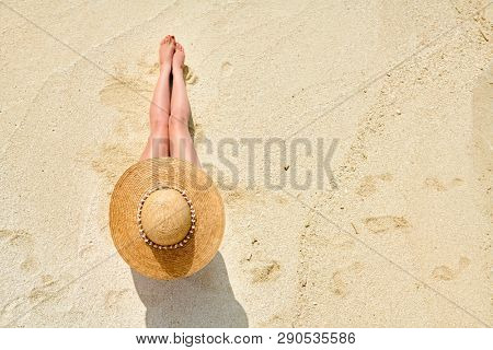 Straw Hat From Above Images, Illustrations & Vectors (Free) - Bigstock