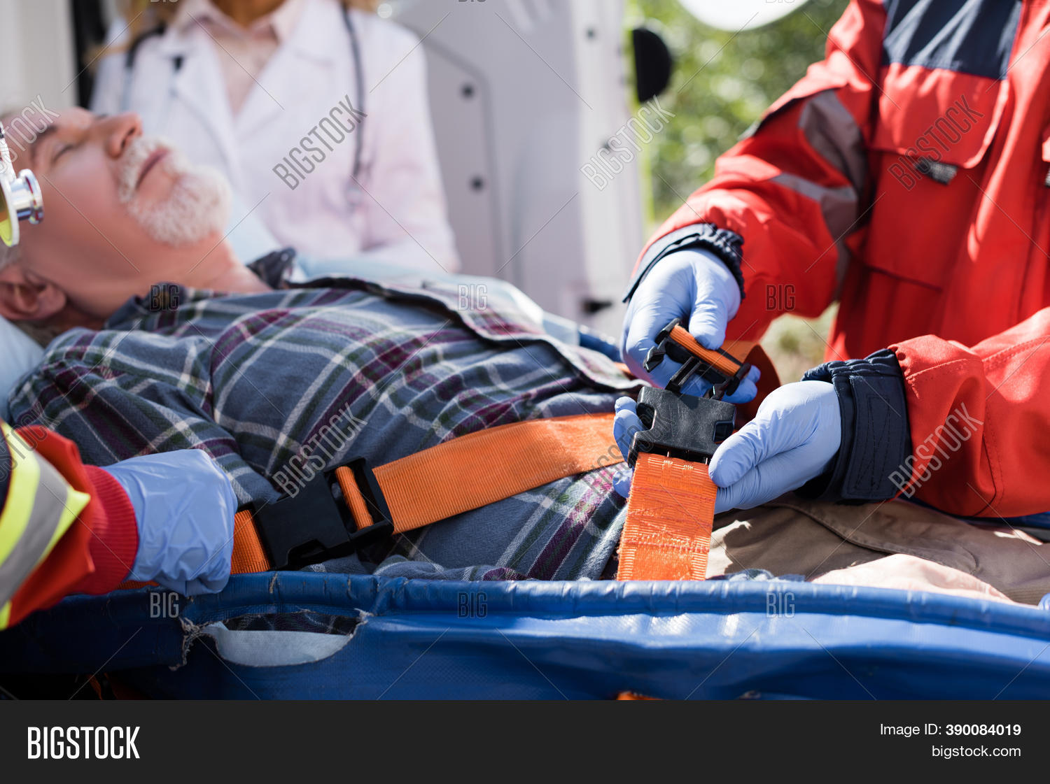 Focus Paramedic Image & Photo (Free Trial) | Bigstock