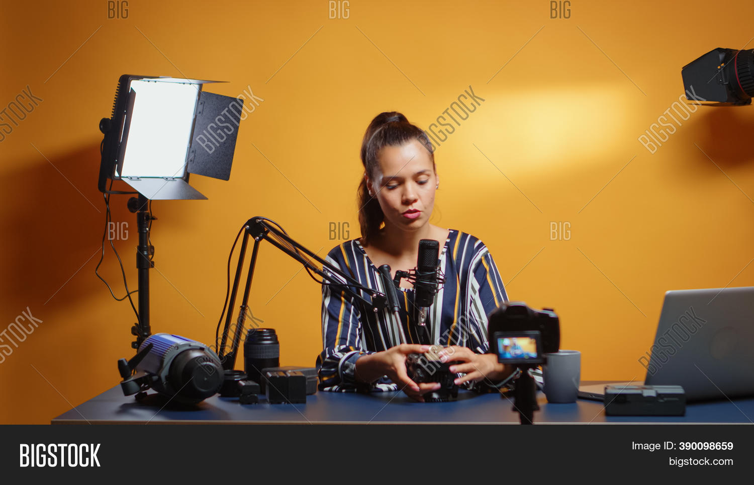 New Media Start Image & Photo (Free Trial) | Bigstock