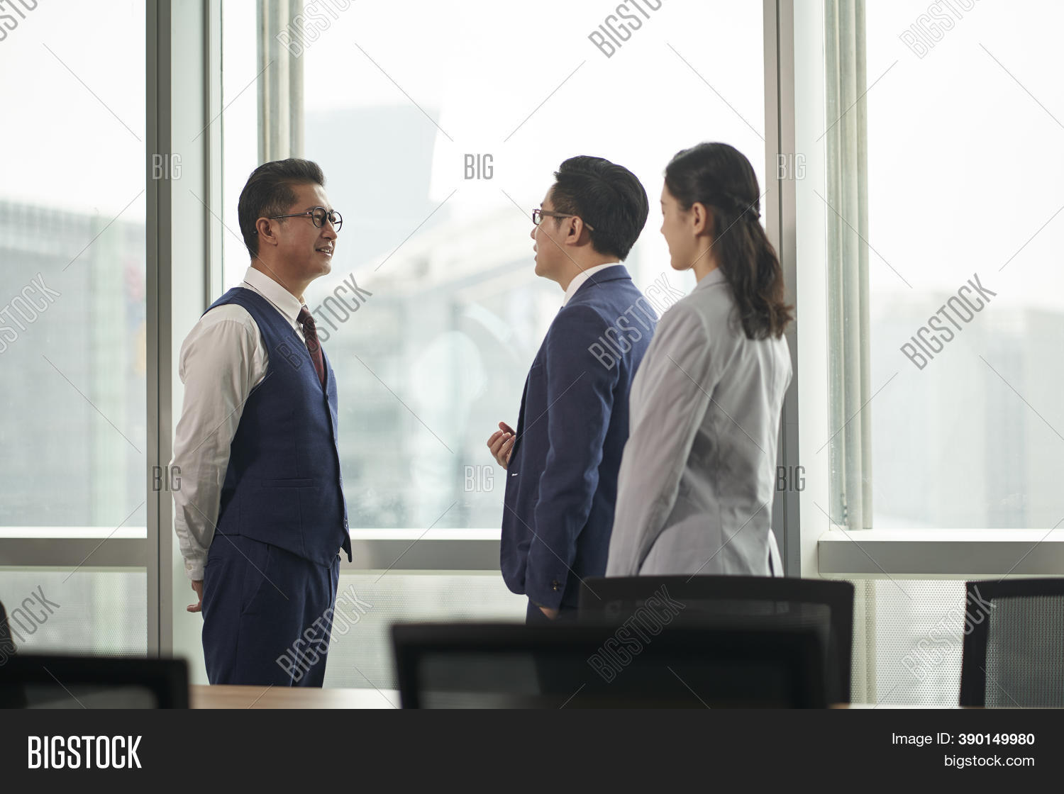 Business Discussion Standing