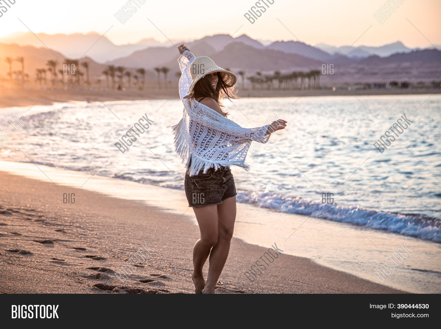 Beautiful Boho Model Image & Photo (Free Trial) | Bigstock