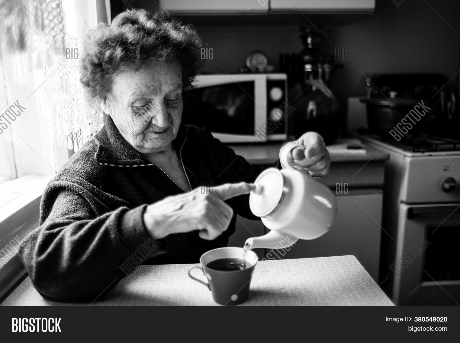 Old Woman Drinking Tea Image & Photo (Free Trial) | Bigstock