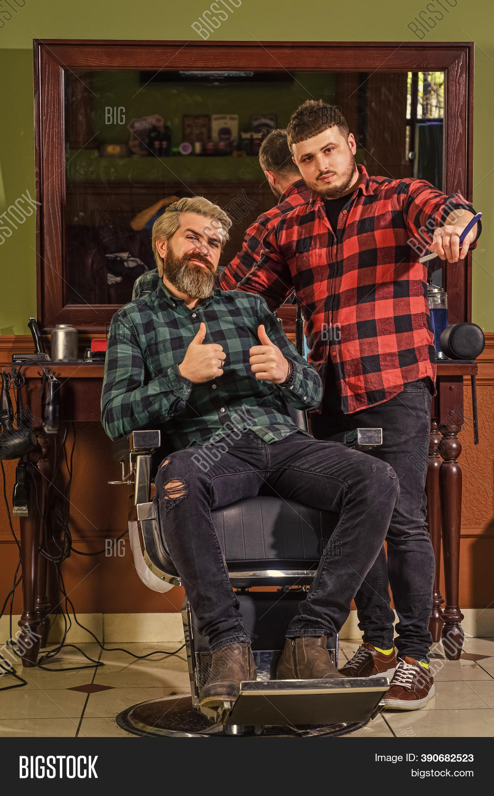 Man Hairdresser Salon Image & Photo (Free Trial) | Bigstock