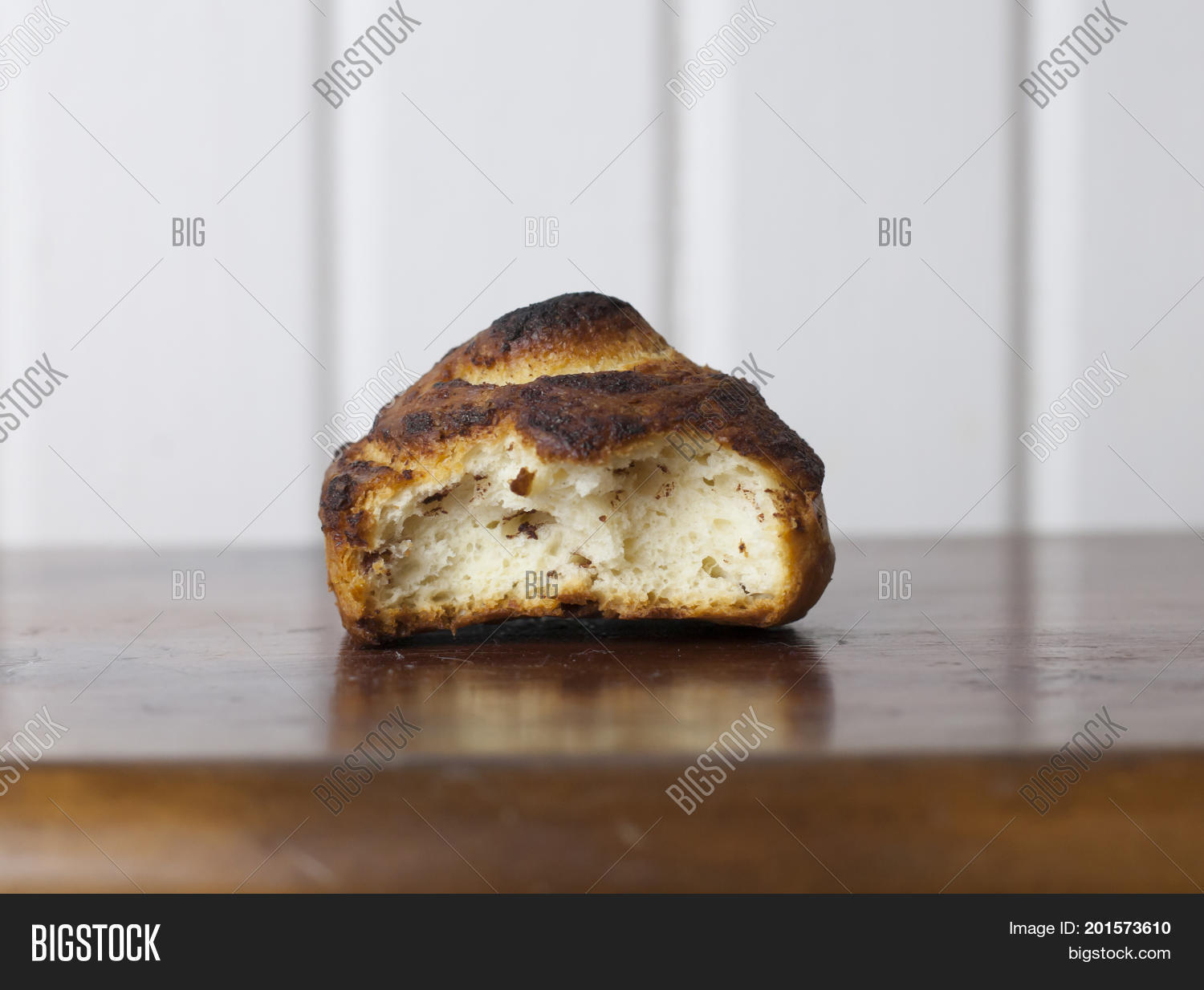 Burnt Cinnamon Roll Image & Photo (Free Trial) | Bigstock