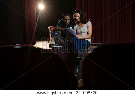 Actors Reading Their Image & Photo (Free Trial) | Bigstock