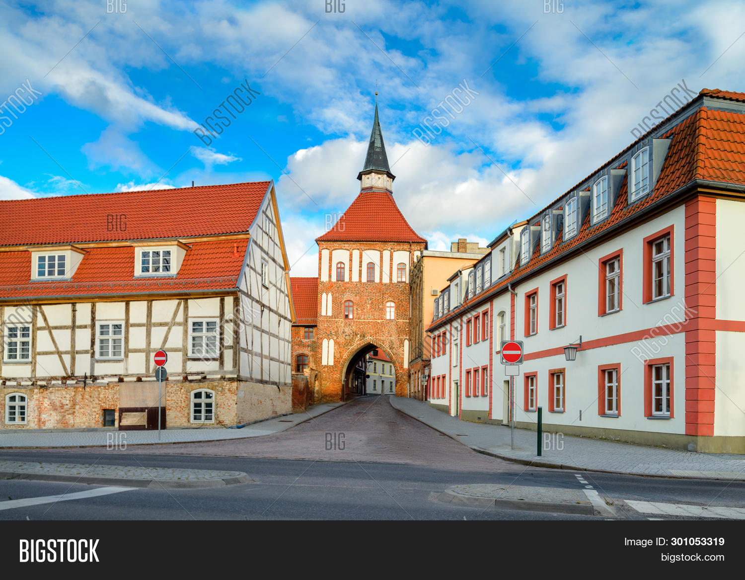Old Town Gate Image & Photo (Free Trial) | Bigstock