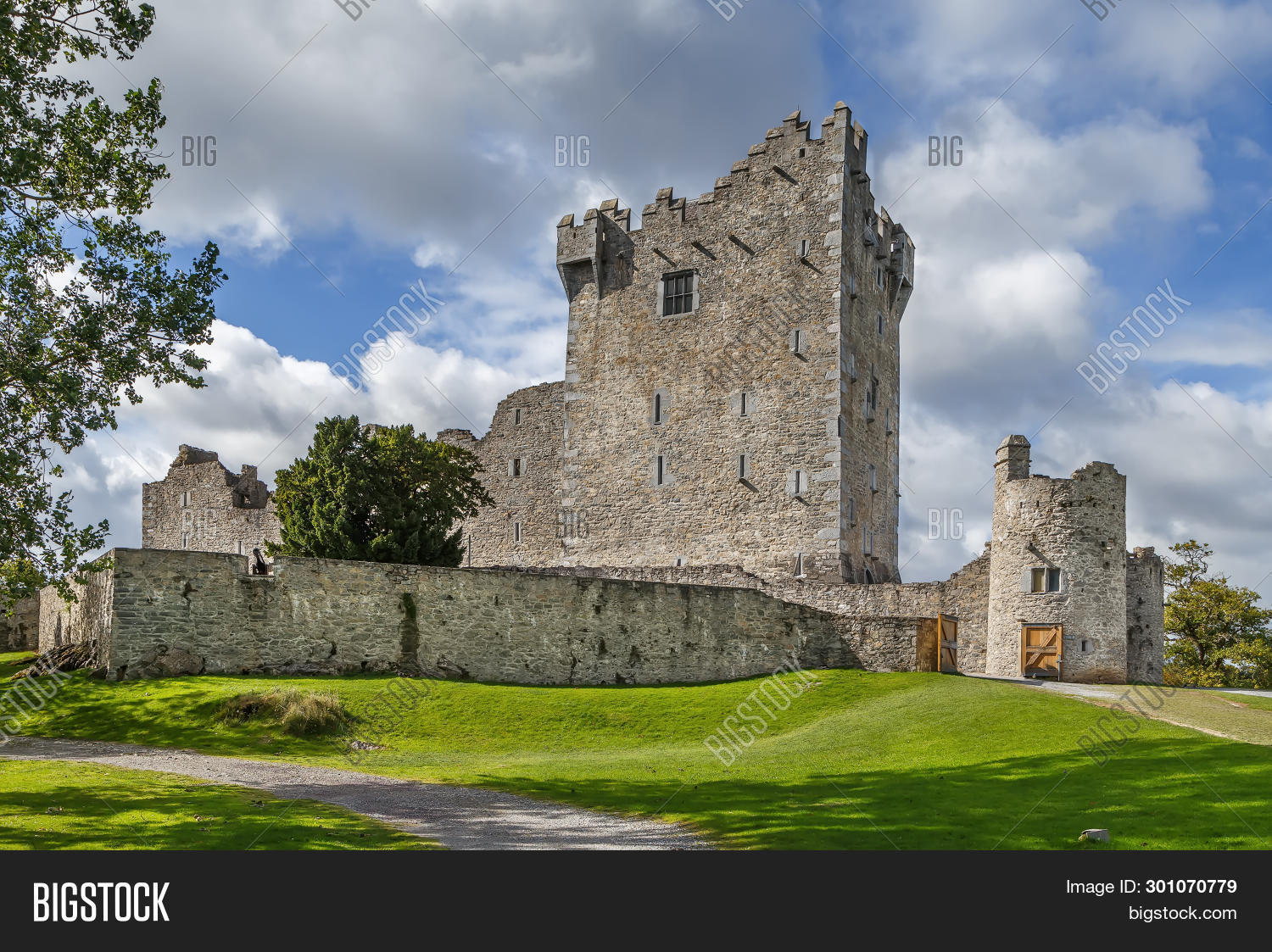 Ross Castle 15th- Image & Photo (Free Trial) | Bigstock