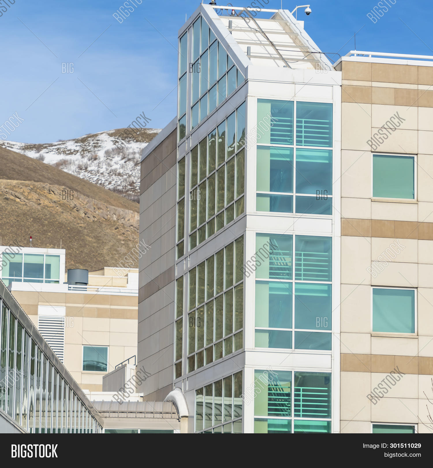 Square Sunny Day View Image & Photo (Free Trial) | Bigstock