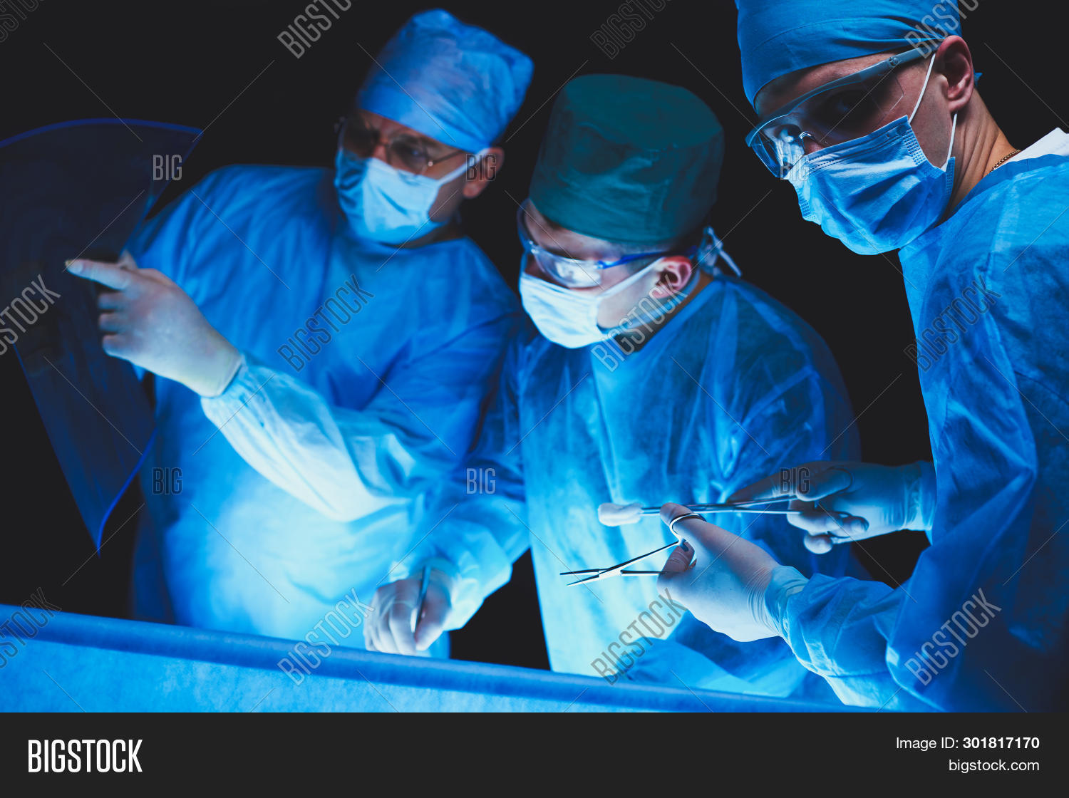 Group Surgeons Work Image & Photo (Free Trial) | Bigstock