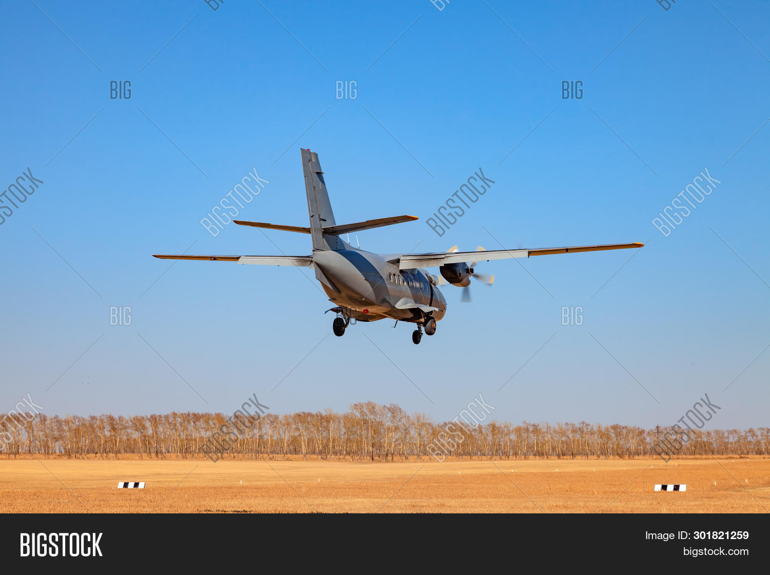 Small Aircraft Image & Photo (Free Trial) | Bigstock