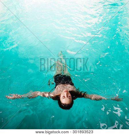 Woman Diving Into Water Images, Illustrations & Vectors (Free) - Bigstock