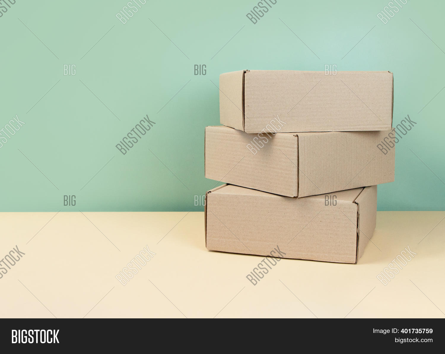 Stack Brown Cardboard Image & Photo (Free Trial) | Bigstock