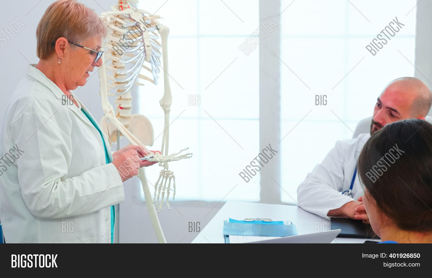 Female Radiologist Image & Photo (Free Trial) | Bigstock
