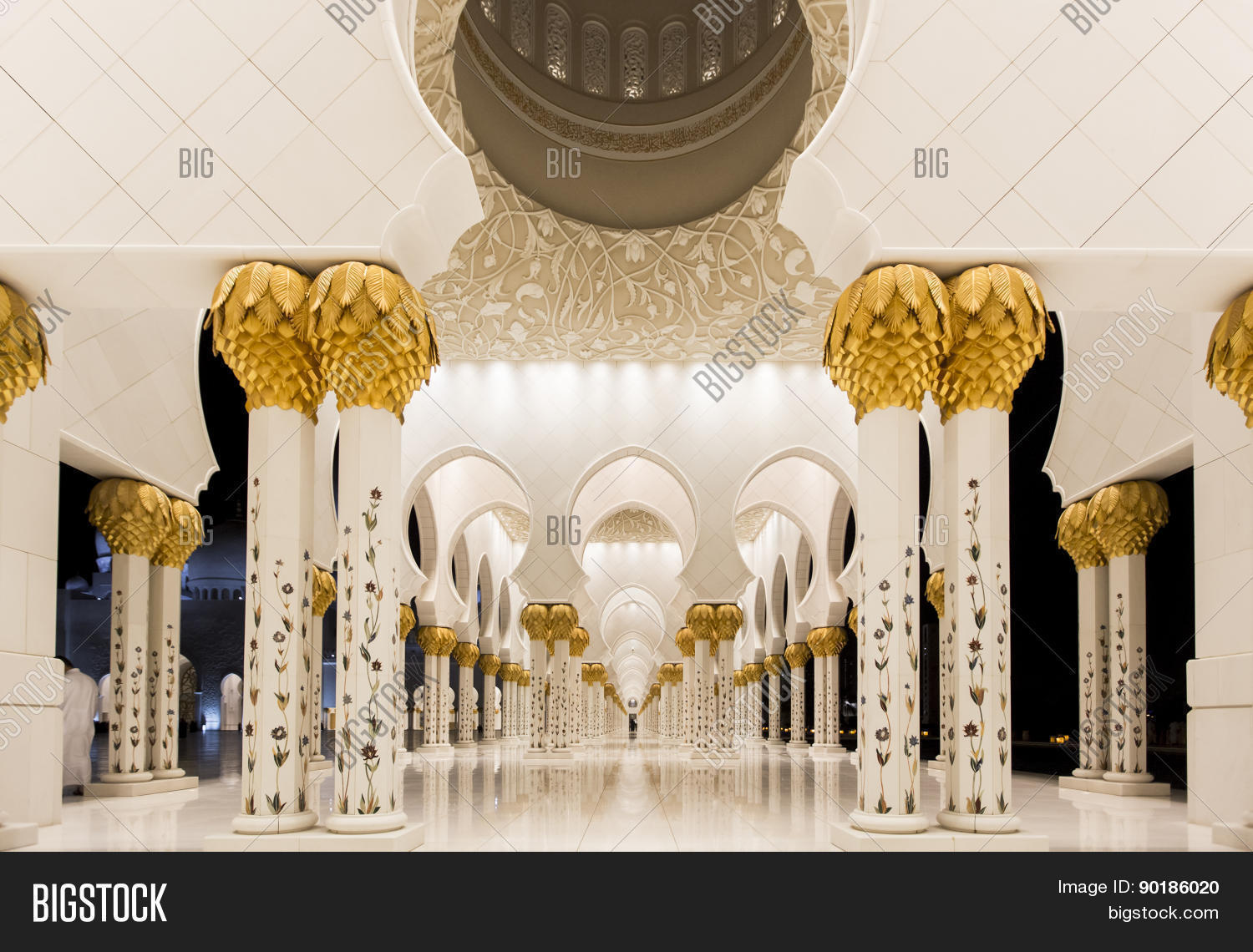 Sheikh Zayed Mosque Image & Photo (Free Trial) | Bigstock