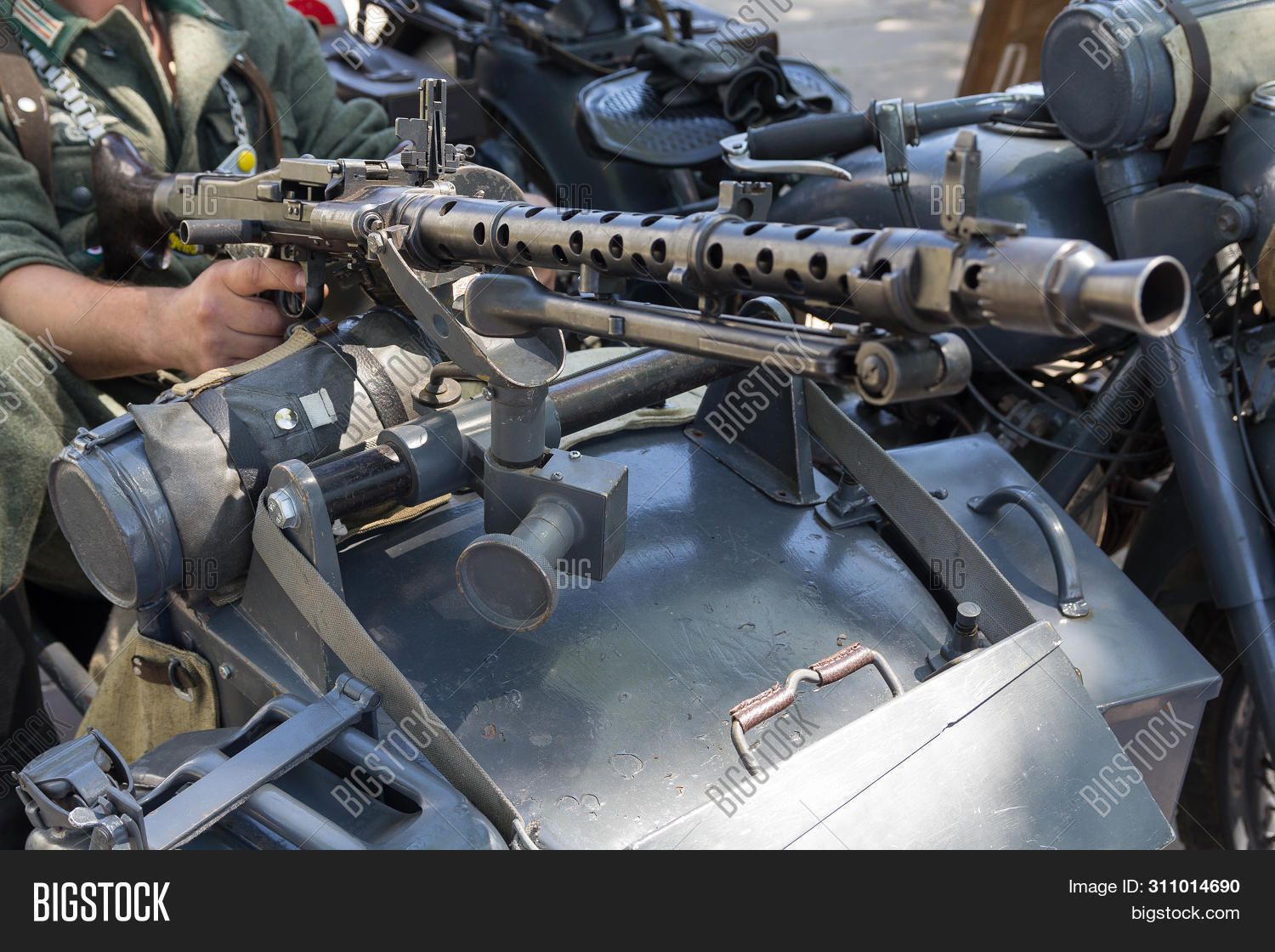 Machine Gun German Image & Photo (Free Trial) | Bigstock