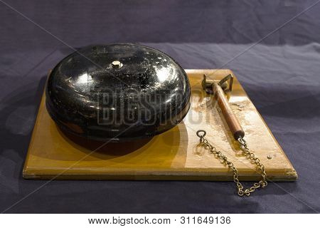 Ringside Ring Gong - Image & Photo (Free Trial) | Bigstock