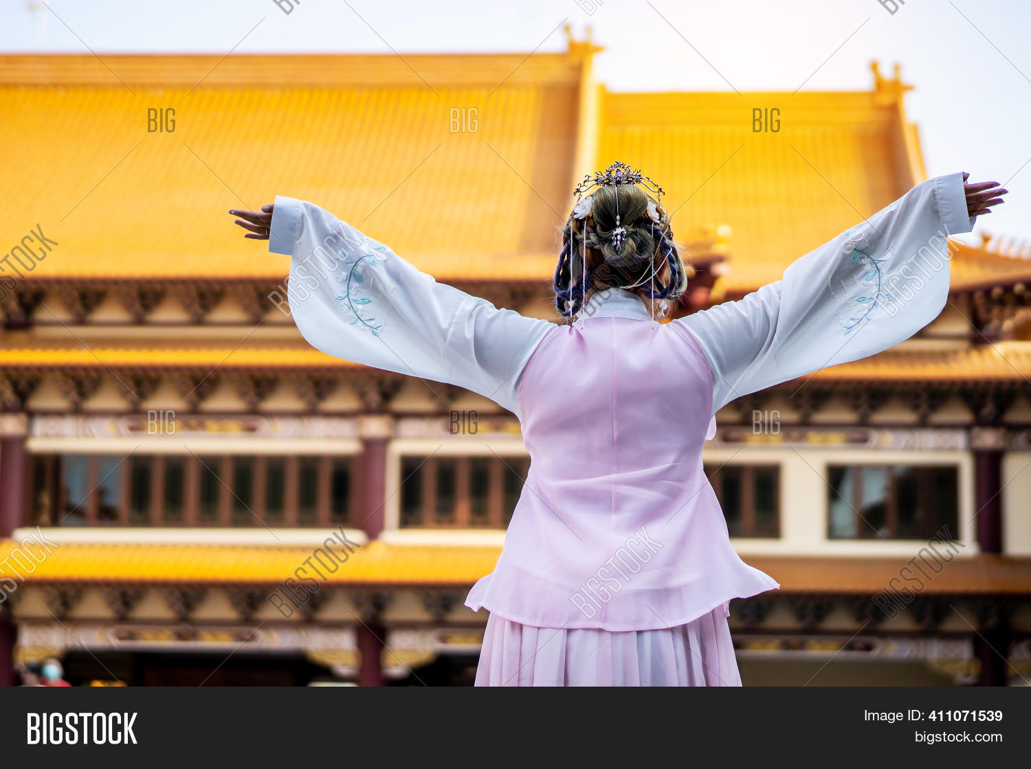 Back Side Cheerful Image & Photo (Free Trial) | Bigstock