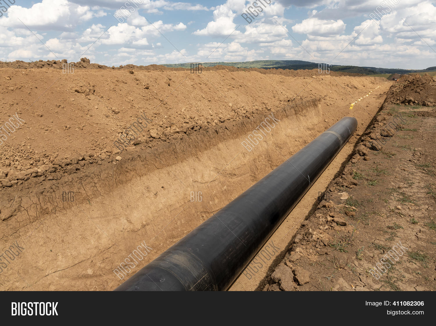 Gas Oil Pipeline Image & Photo (Free Trial) | Bigstock