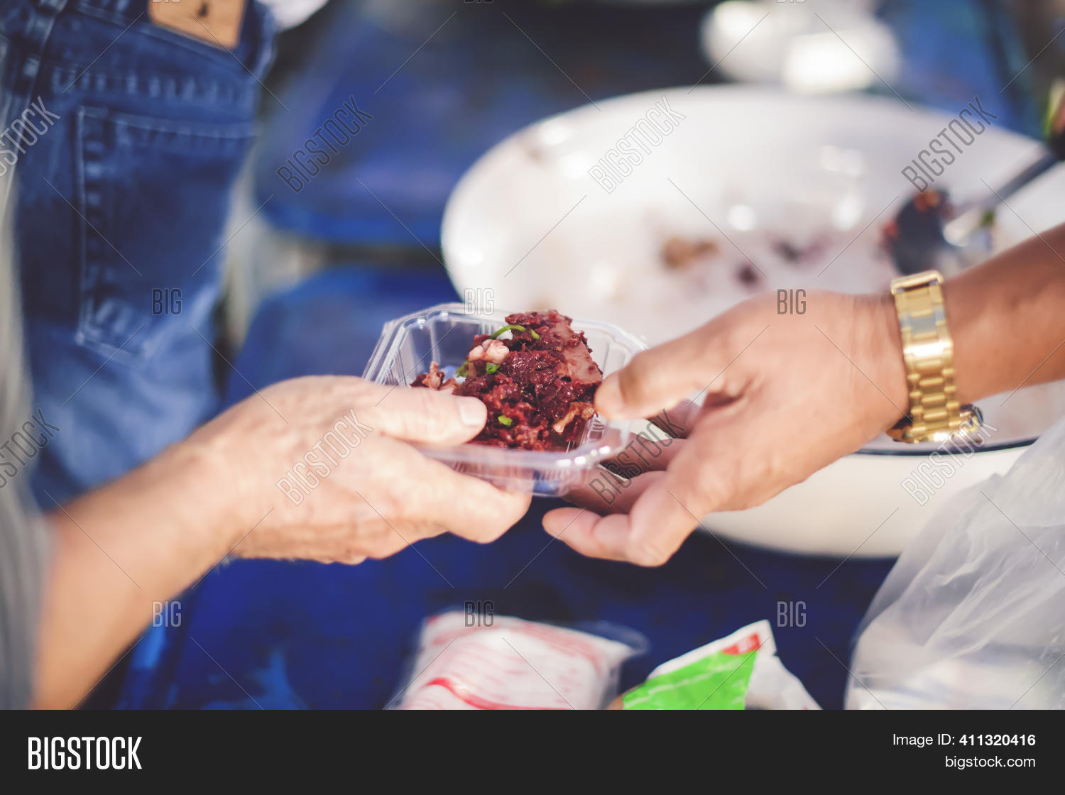 Volunteers Donating Image & Photo (Free Trial) | Bigstock