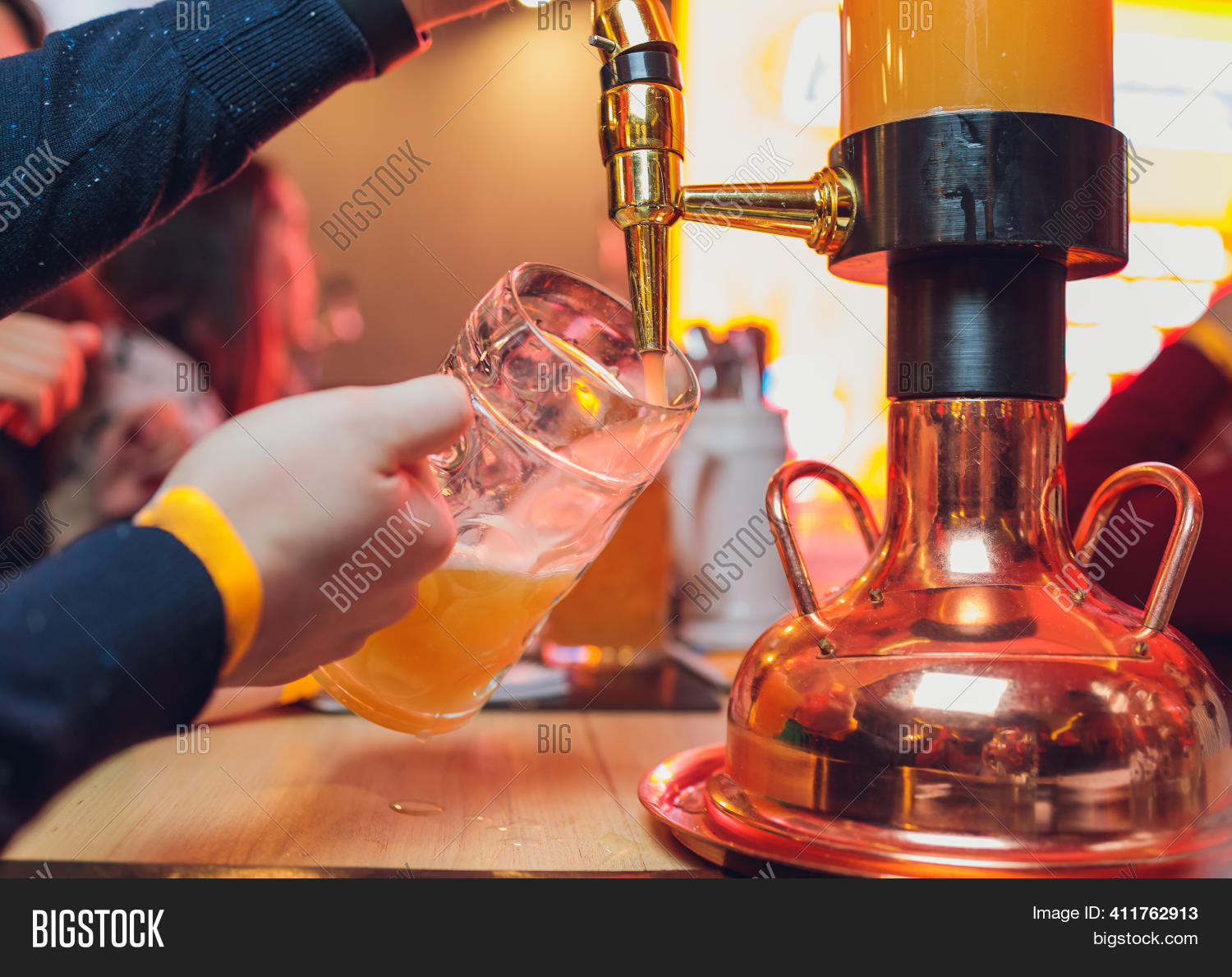 Male Bartender Pouring Image & Photo (Free Trial) | Bigstock