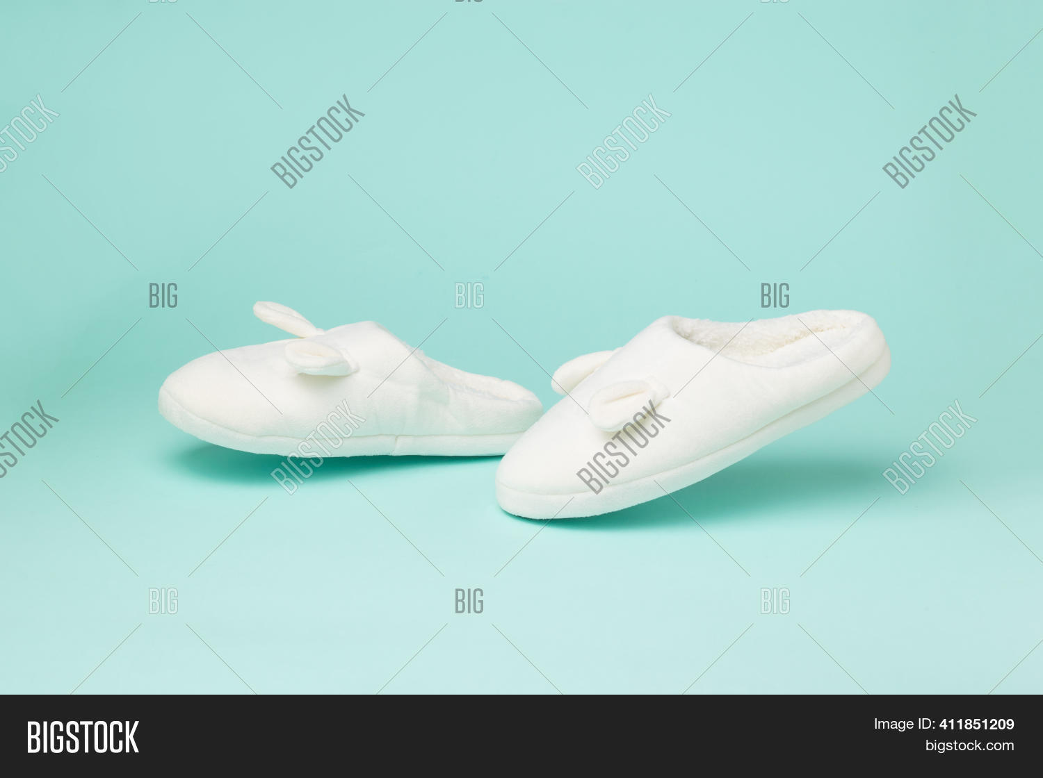 Walking White House Image & Photo (Free Trial) | Bigstock