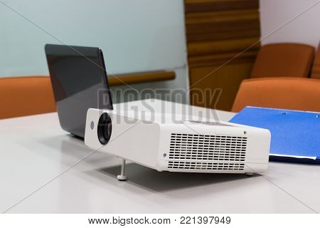 Projector Connected Image & Photo (Free Trial) | Bigstock