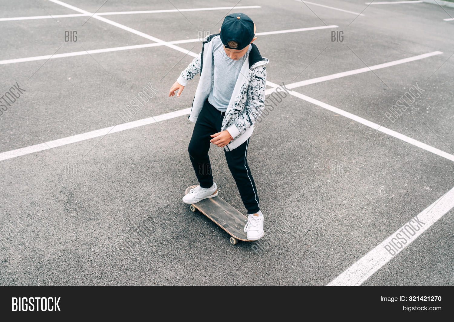 Teenager Skateboarder Image & Photo (Free Trial) | Bigstock