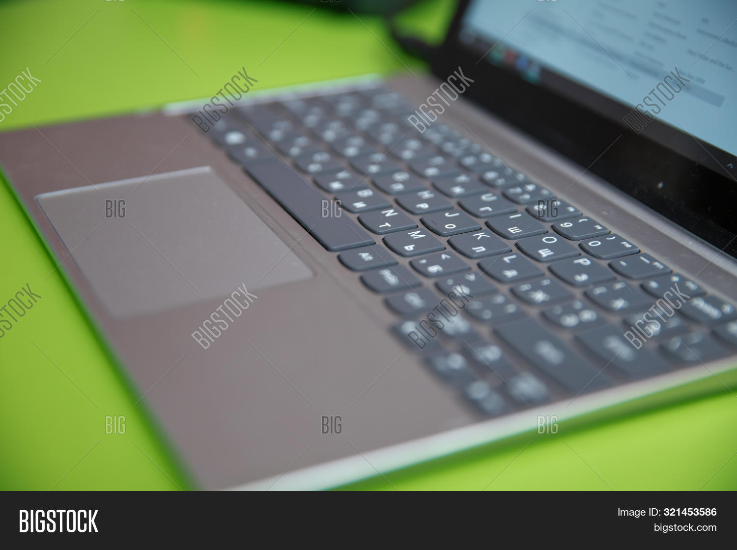 Modern Laptop Computer Image & Photo (Free Trial) | Bigstock