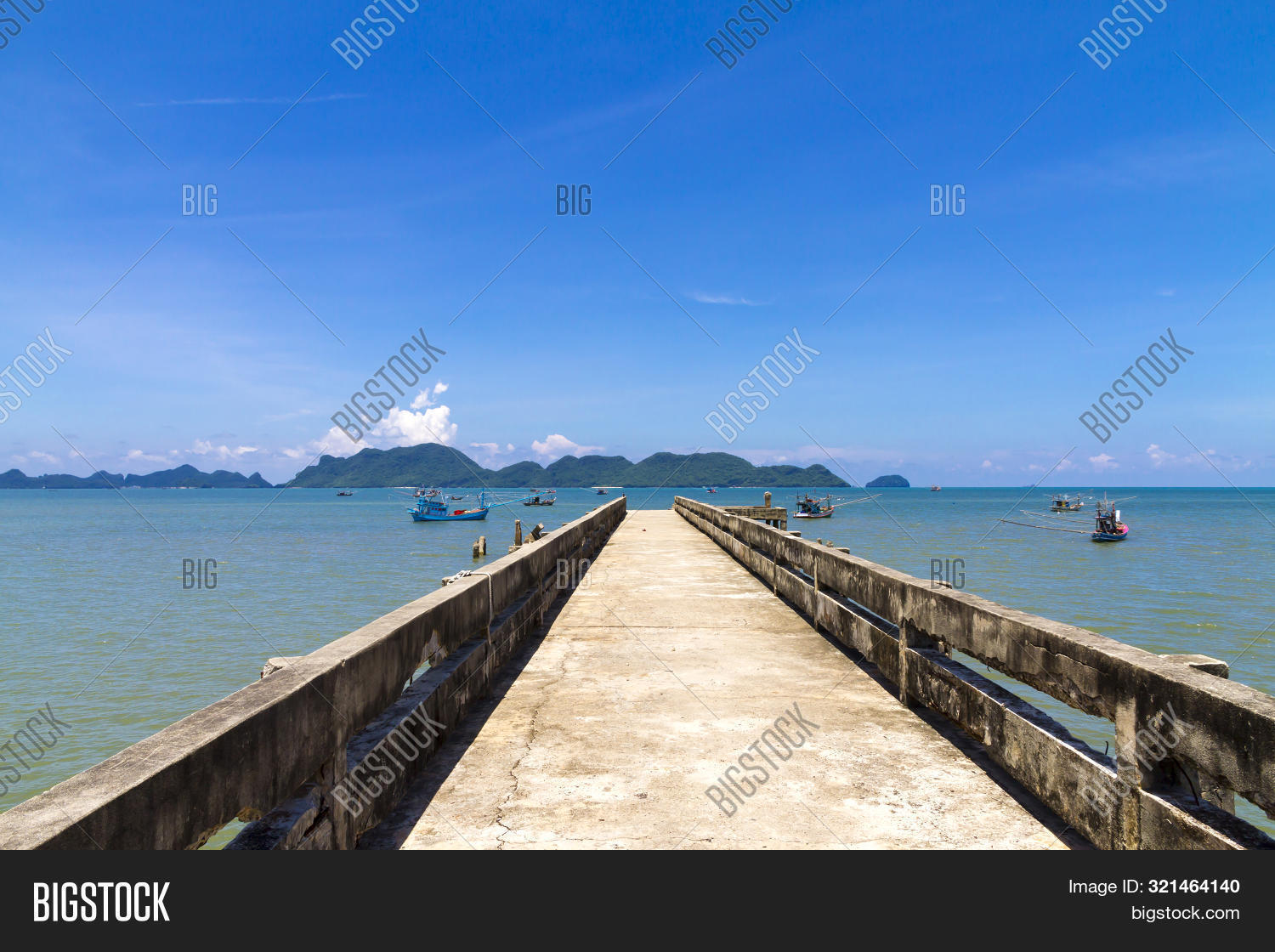 Beach Bridge Idyllic Image & Photo (Free Trial) | Bigstock
