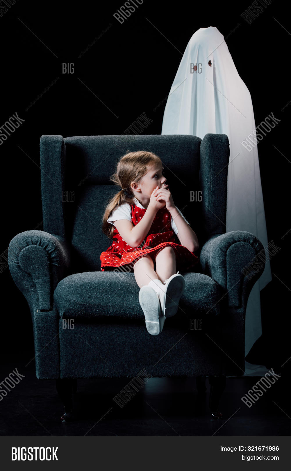 Frightened Child Image & Photo (Free Trial) | Bigstock